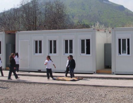 Container School - HIG HOUSE